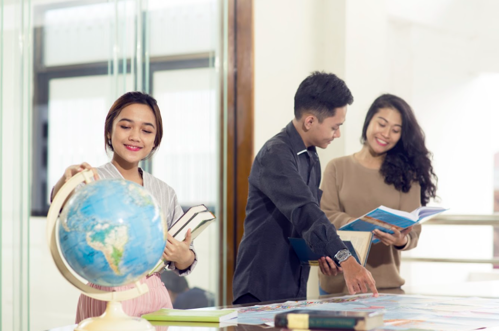 Expanding International Cooperation, Faculty of Social and Political ...